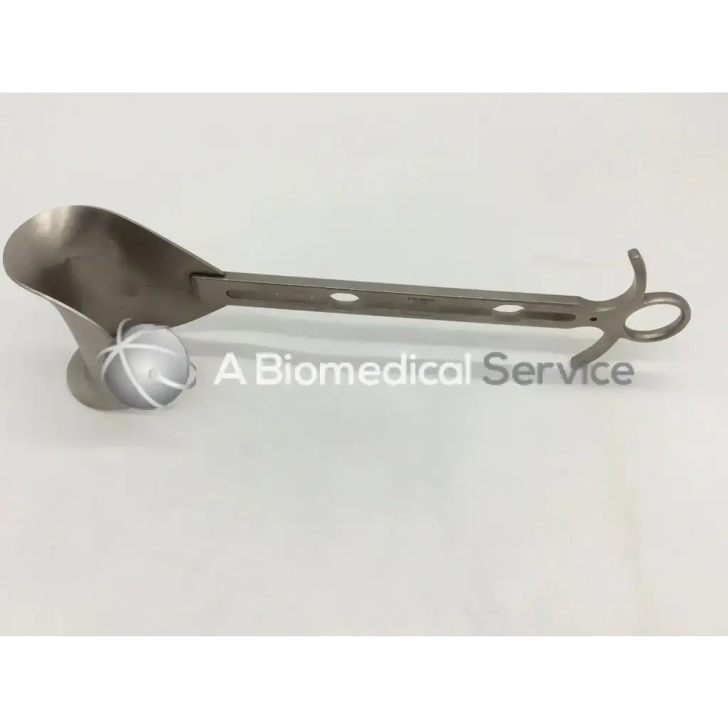 V. Mueller SU3021 Balfour Center Blade - A Biomedical Service