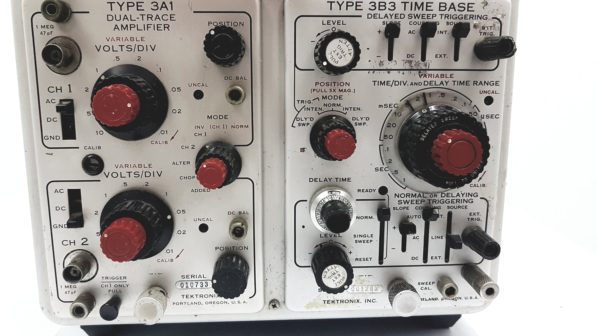 Tektronix 564 Storage Oscilloscope 3a1 Dual Trace 3b3 Time Base A Biomedical Service