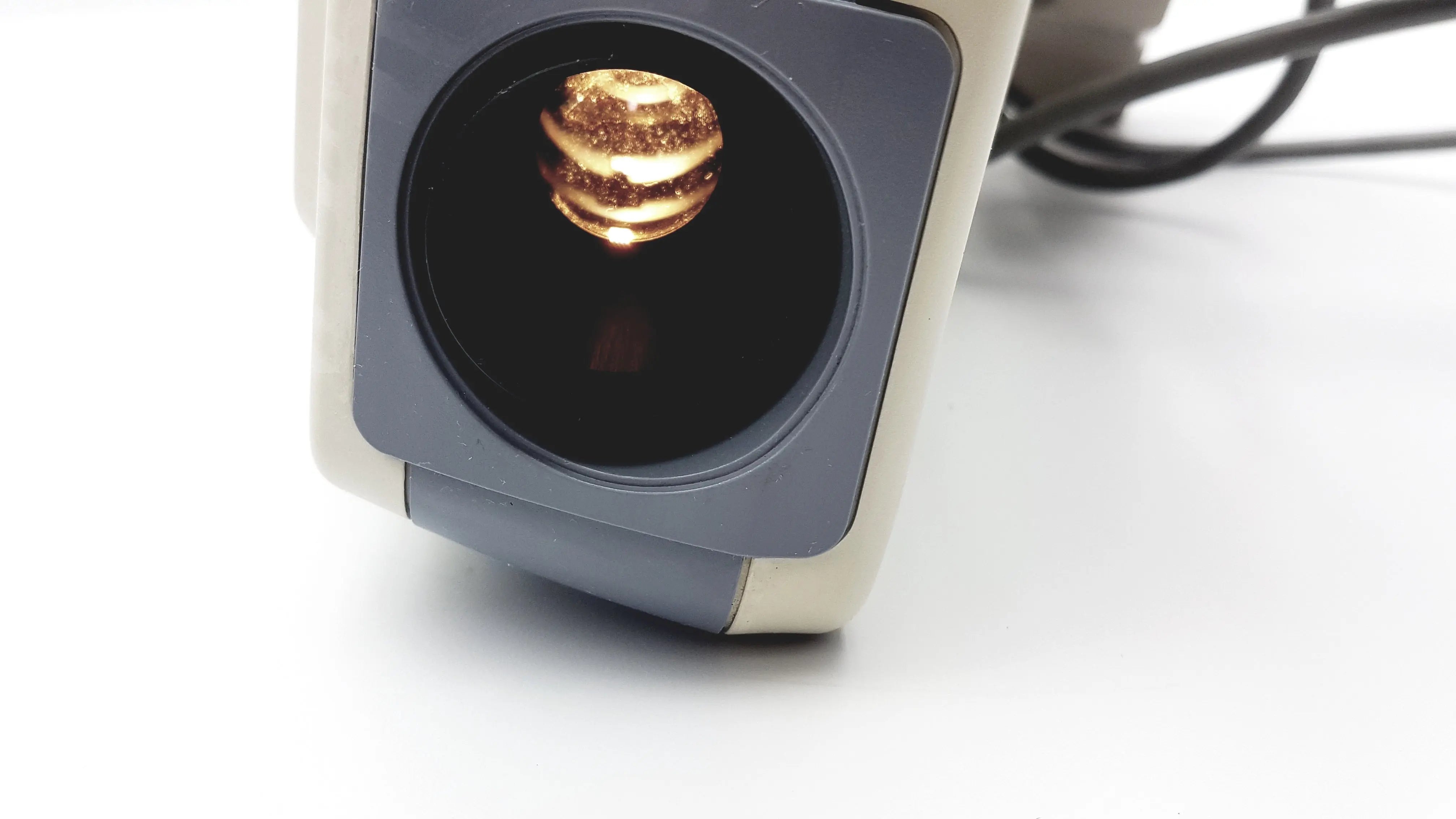 Marco CP-690 Auto Chart Projector – A Biomedical Service