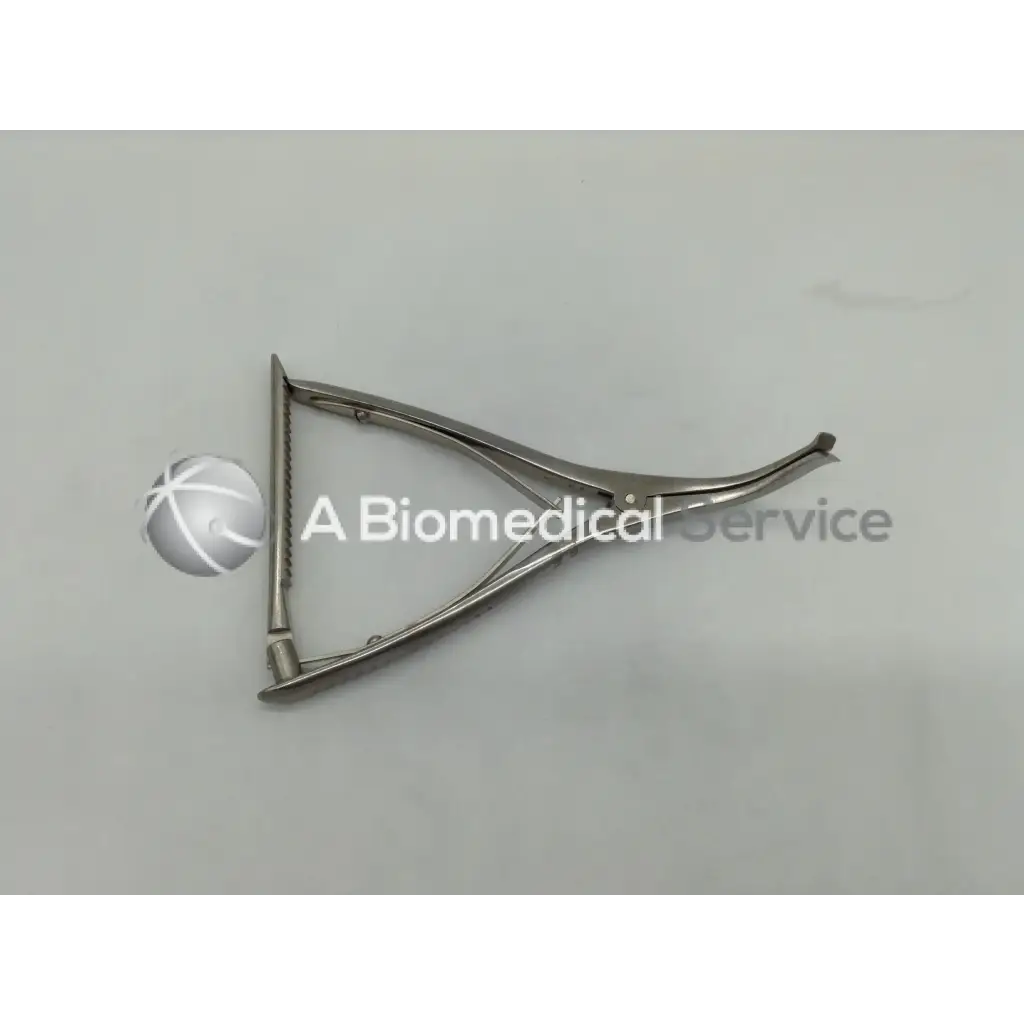 INGE 543 GS 40.3180 retractor 1/2 w/o teeth - A Biomedical Service